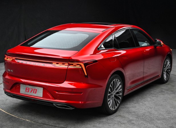 Prices and Specifications for Bestune B70 Premium 2022 in Saudi Arabia | Autopediame